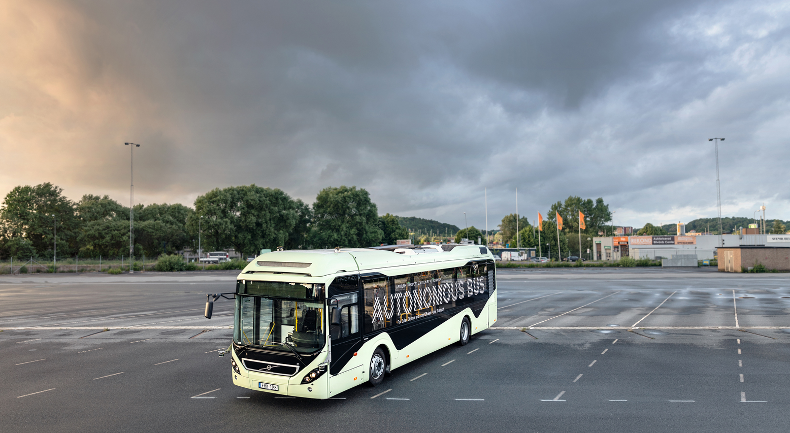 Pioneering automation: Volvo demonstrates autonomous bus - Lëtzebuerger ...